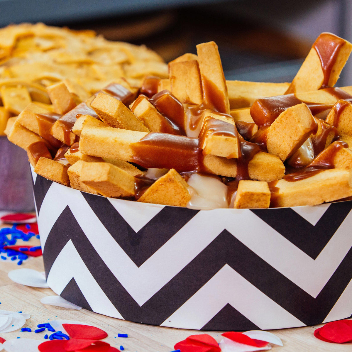 Poutine Cake – HOW TO CAKE IT