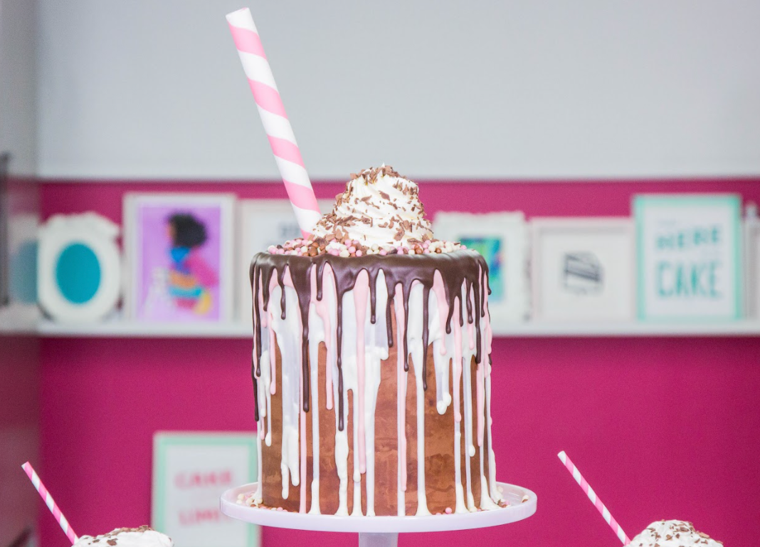 Milkshake Mega Cake | Easy Cake Recipe | How To Cake It Yolanda Gampp ...